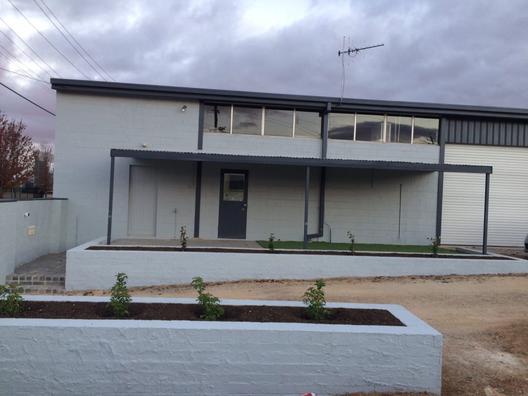 The first graduates of the Certificate II in Construction get their ...